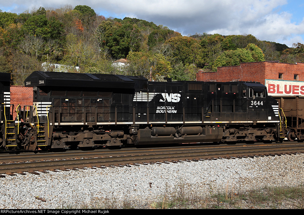 NS 3644
